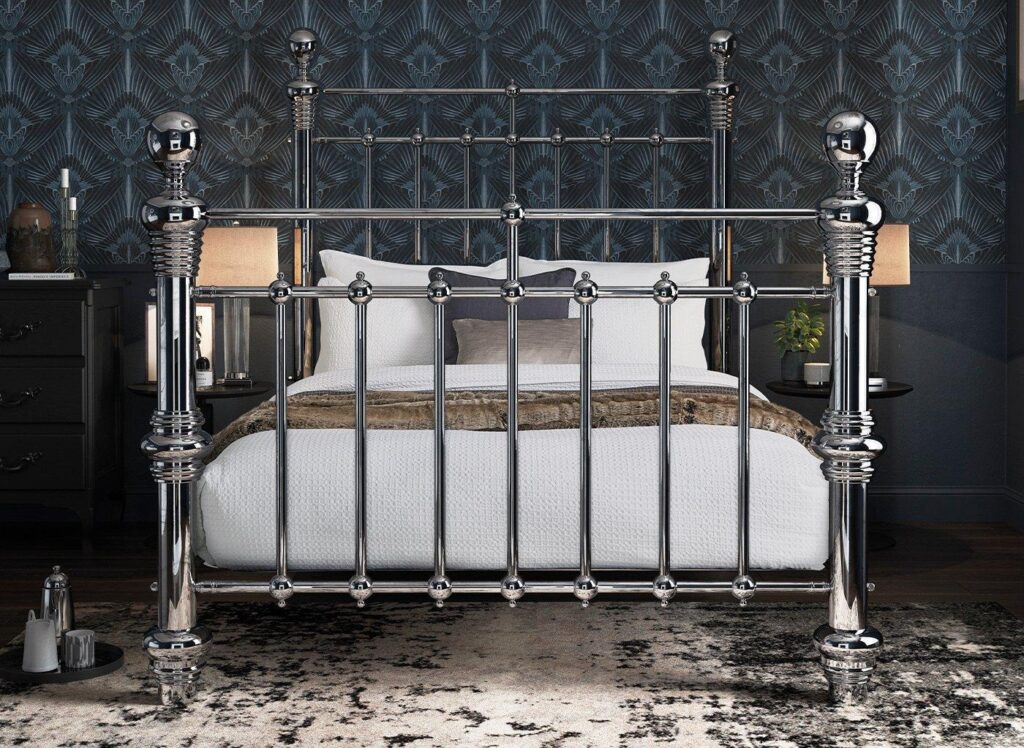 Glamorous silver bedroom ideas | Style Inspiration